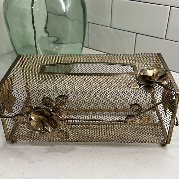 Vintage | Accents | Vintage Gold Metal Mesh Tissue Holder With Metal ...